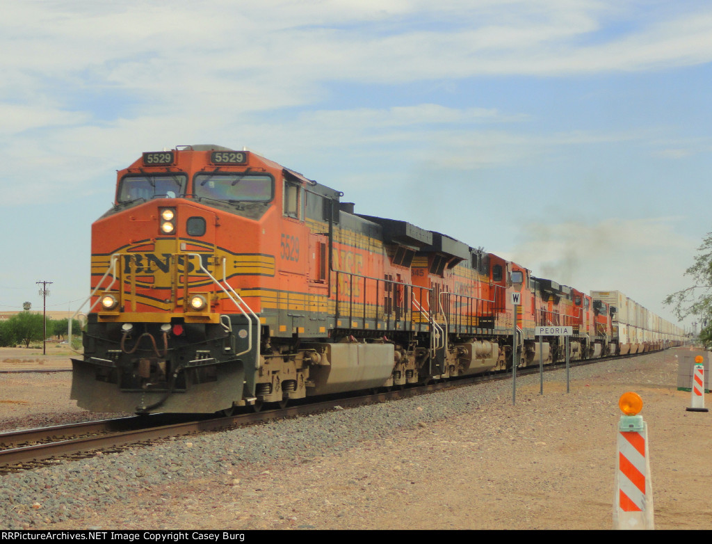 BNSF 5529
